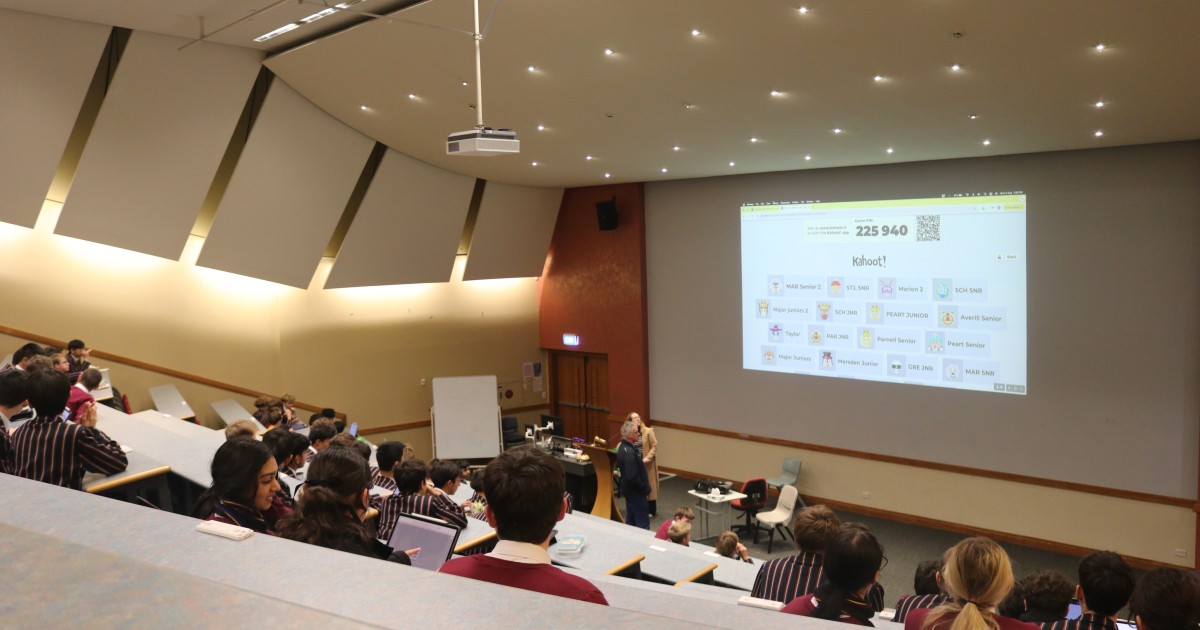 Celebrating International Languages Week! - King's College