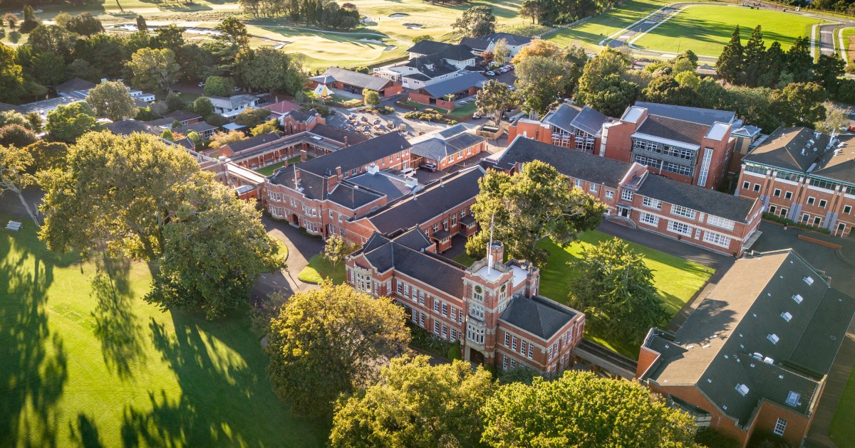 Campus Tour - April 1 - King's College