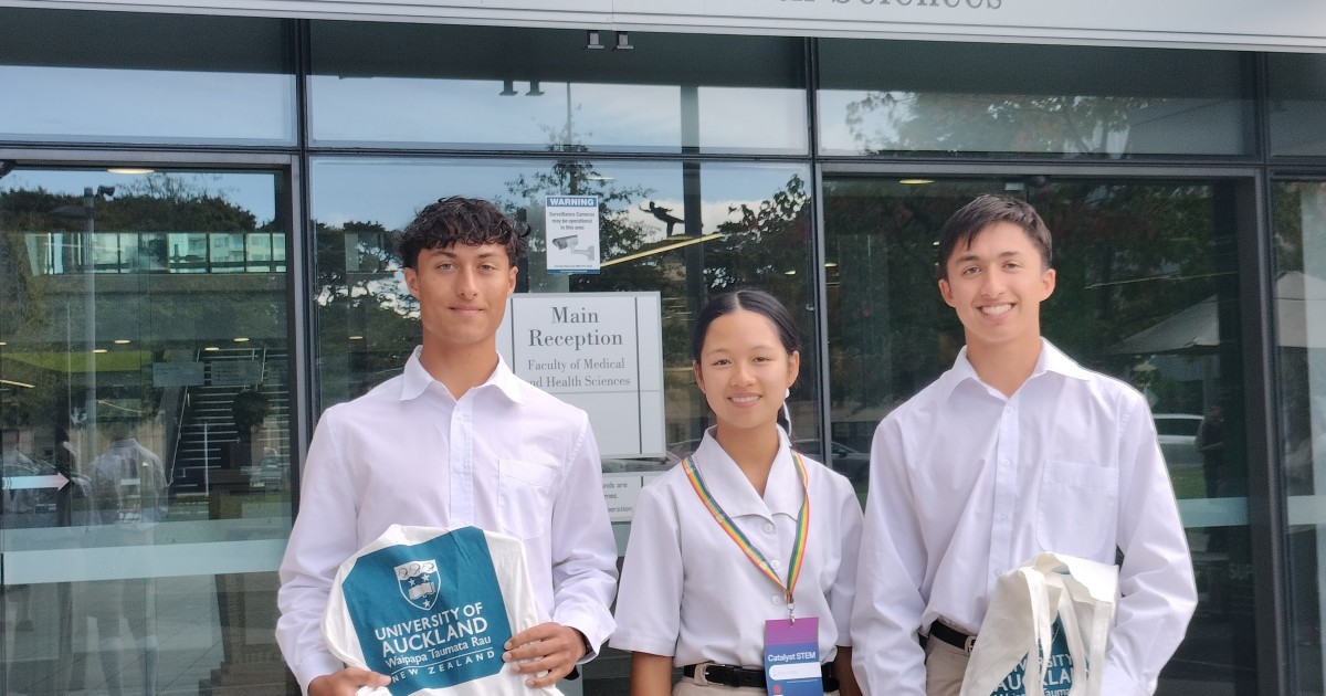Unlocking Potential: Students Dive into Cutting-Edge Research at ...